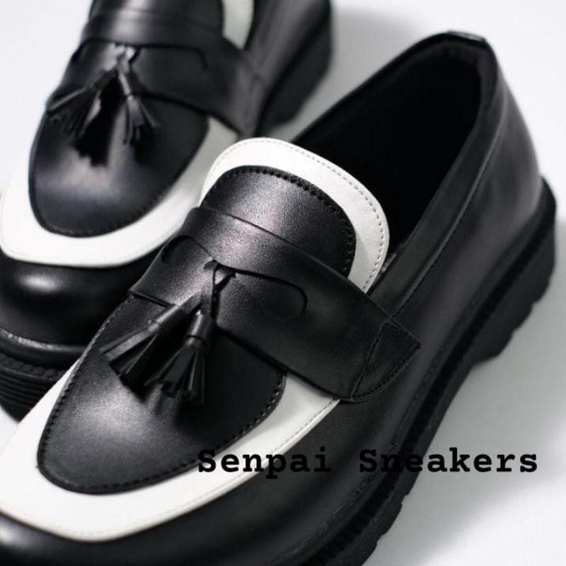 Jual Sepatu Loafer Docmart Formal Casual - Dasi Hitam Putih Pria Wanita ...