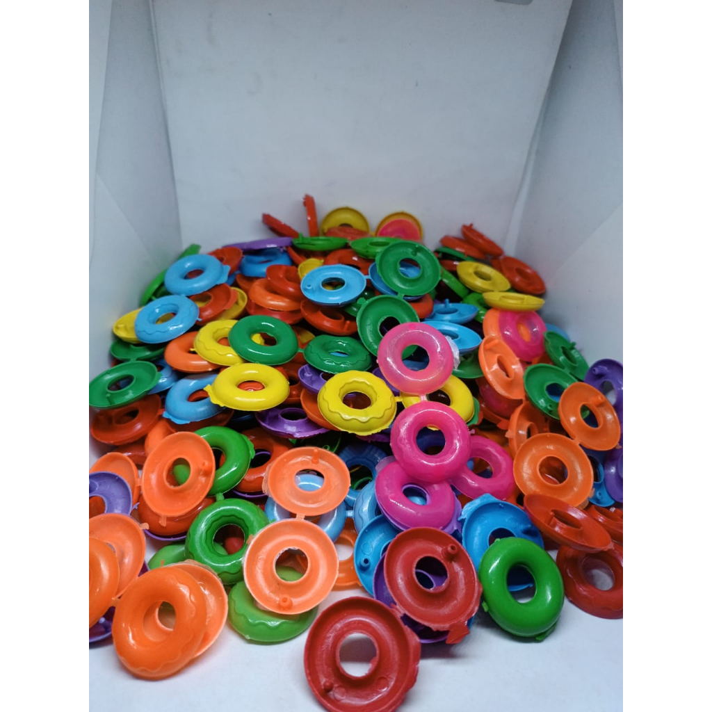 Jual MAINAN DONAT PLASTIK WARNA WARNI 1 PAK ISI 100 PCS | Shopee Indonesia