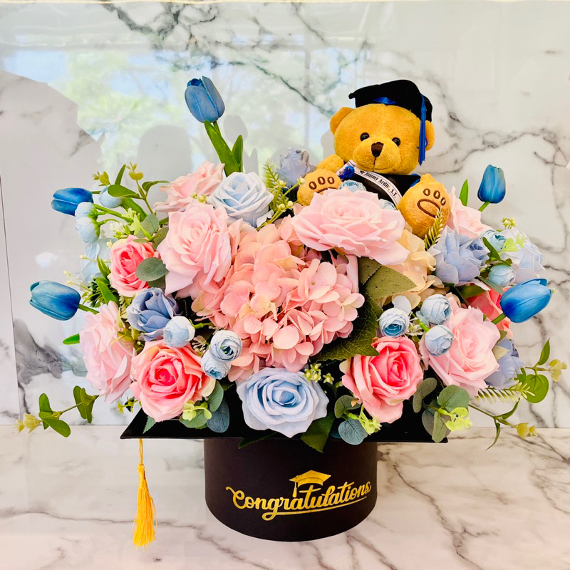 Jual Kado Wisuda Buket Bunga Bloom Box Artificial Graduation Gift ...
