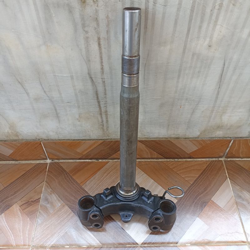 Jual T bawah stang segitiga shock depan Yamaha Xeon GT RC aerox125 xeon ...