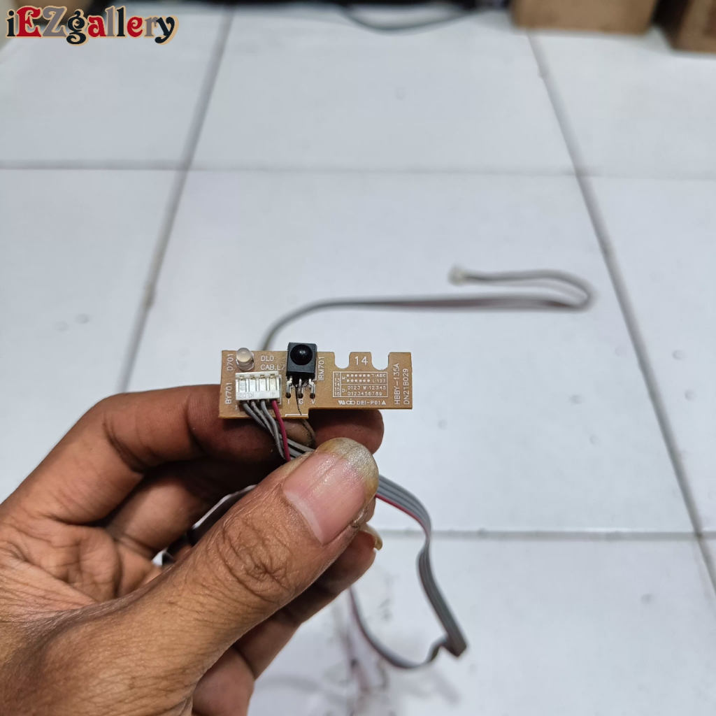 Jual Sensor ir remot copotan tv led Polytron PLD-32T700 normal original ...