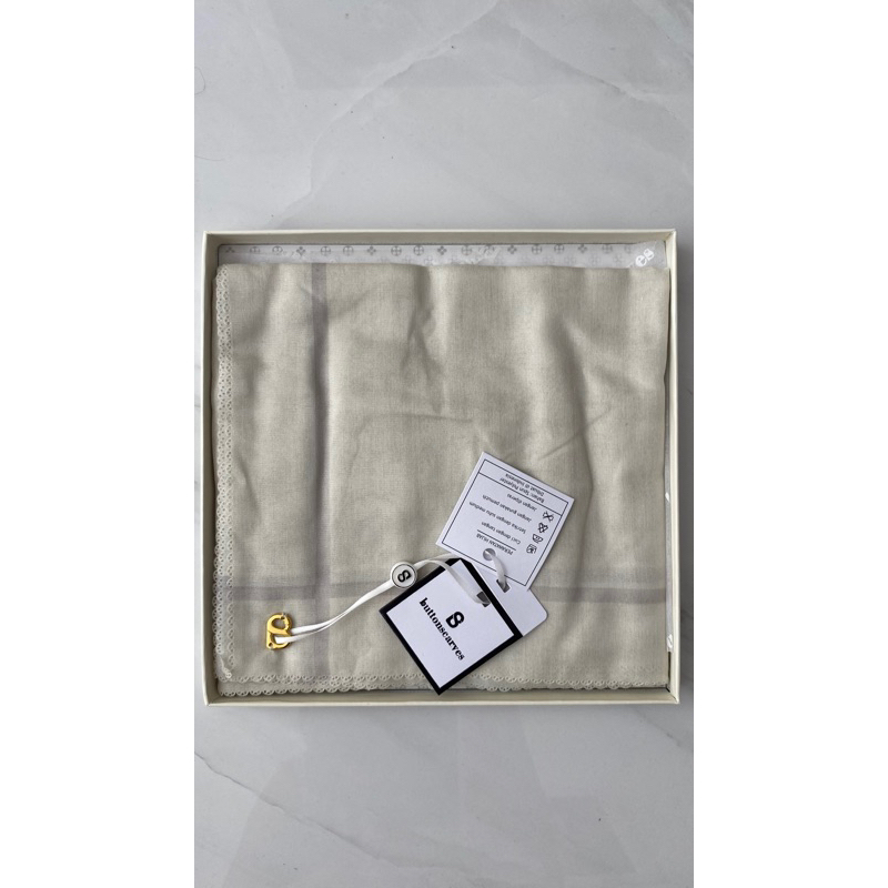 Jual basic voal buttonscarves New lengkap box | Shopee Indonesia