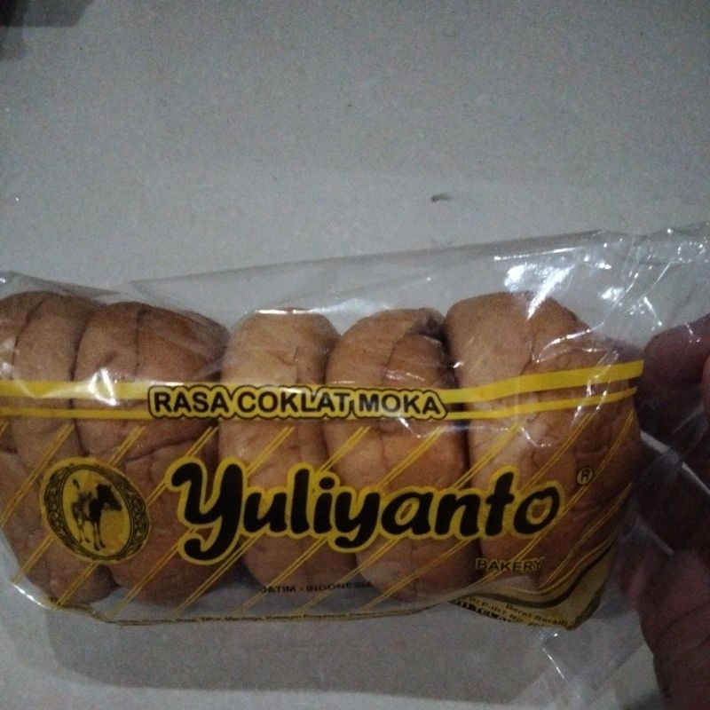 Jual roti Yulianto rasa coklat moca | Shopee Indonesia