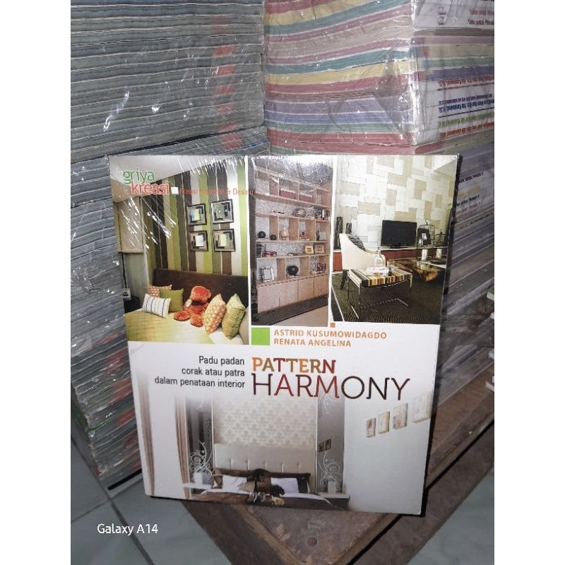 Jual BUKU PATTERN HARMONY padu Padan corak atau patra dlm penataan interior | Shopee Indonesia