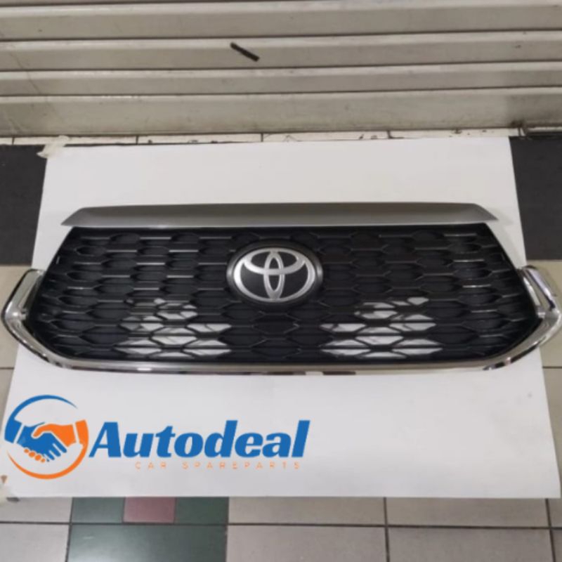 Jual Grill Depan Innova Zenix 2022 Original | Shopee Indonesia