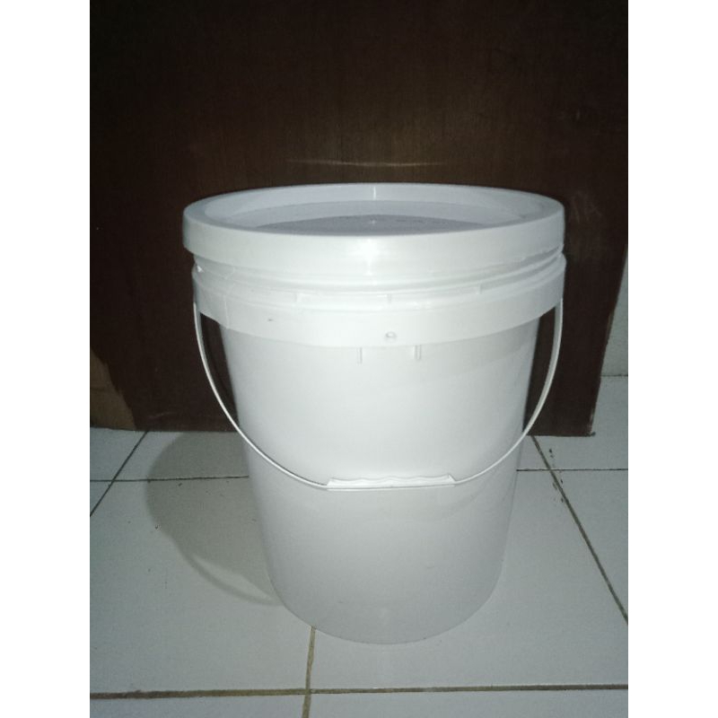 Jual ember bekas cream bahan kueh 25 kg | Shopee Indonesia