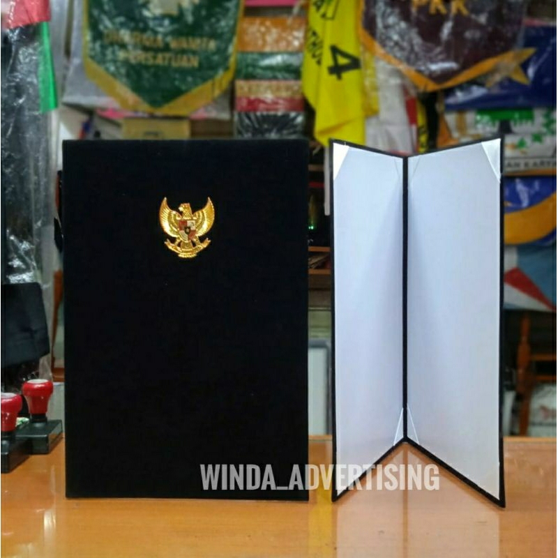 Jual Map Beludru Hitam Map Untuk Kertas F4 A4 Map Kantor Kualitas ...