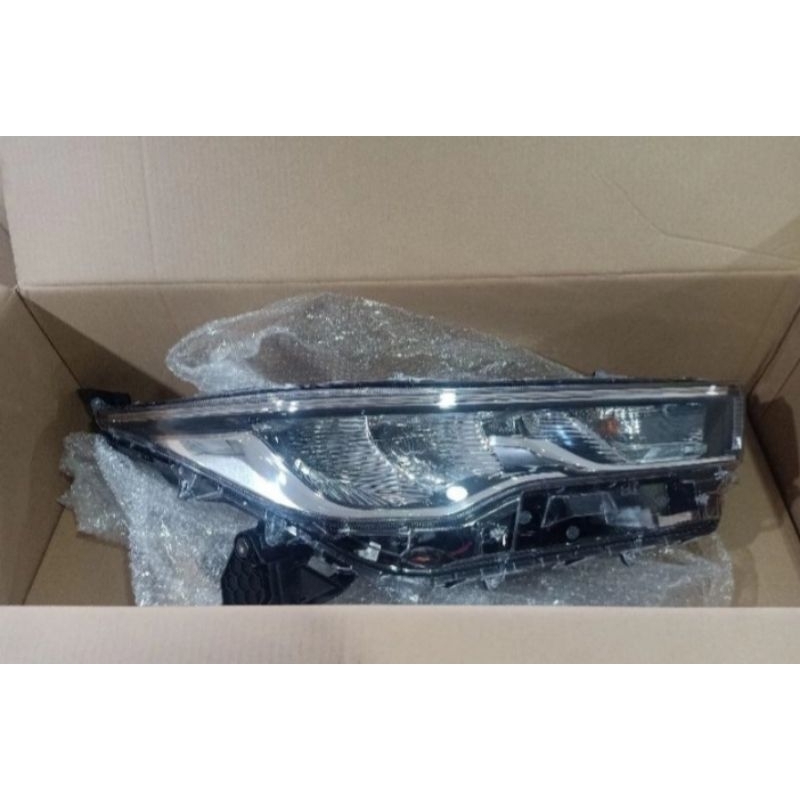 Jual HEADLAMP INNOVA ZENIX TYPE V ORIGINAL 100% | Shopee Indonesia