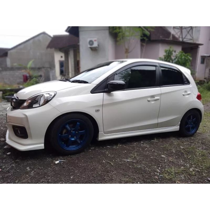 Jual Side skirt brio (Model RS) (100% PNP GARANSI) Side skirt brio ...
