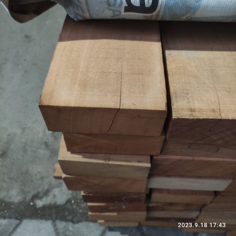 Jual Balok Kayu Bengkirai Kalimantan Kualitas Super Lokal 6 x 15 x 100 ...