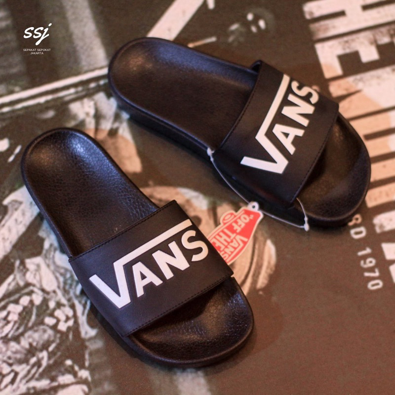 Jual VANS SLIDE ON LOGO BLACK WHITE ORIGINAL | Shopee Indonesia