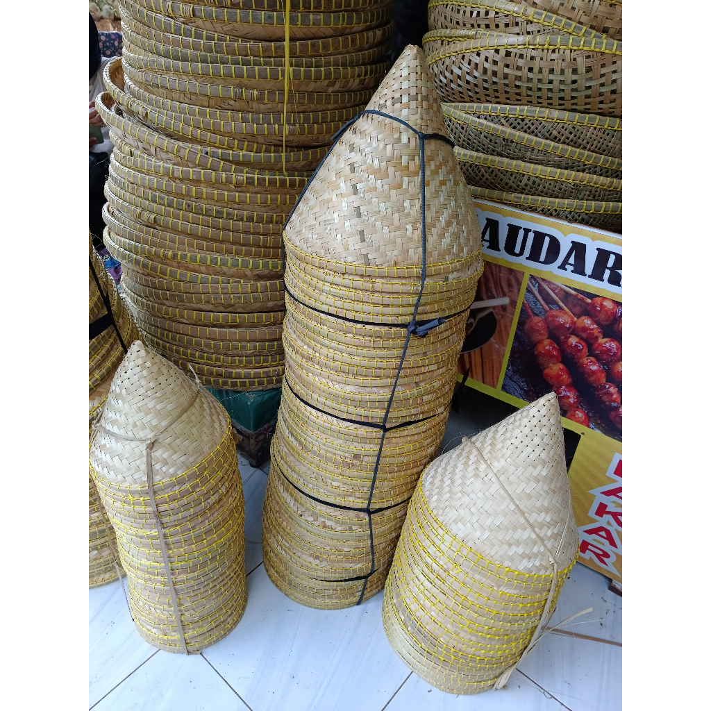 Jual kerucut anyaman bambu/alat kukus dr bambu/aseupan bambu/kuncung ...