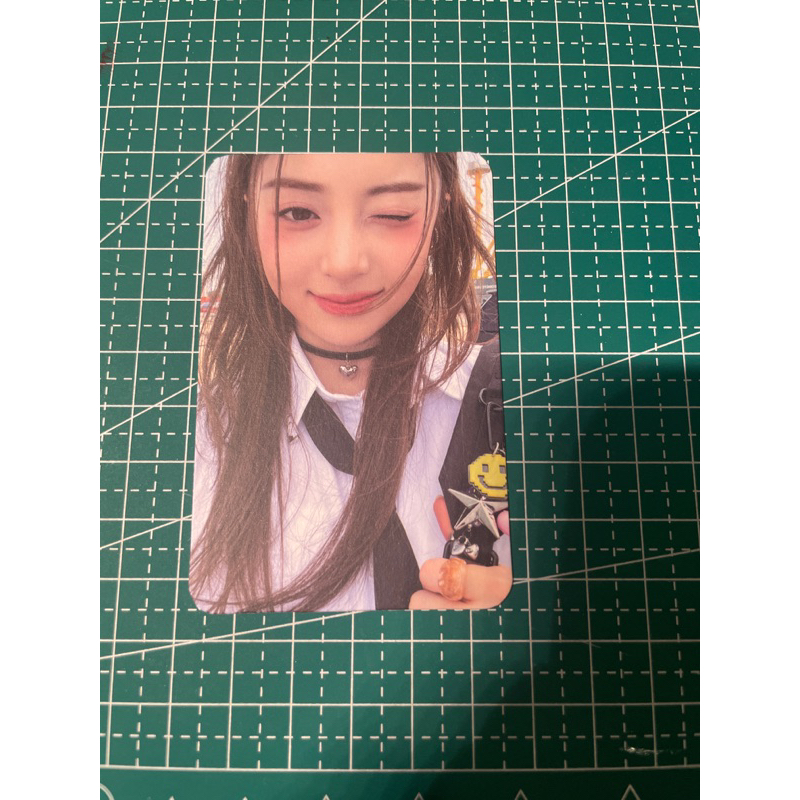 Jual Yujin Official Photocard | Shopee Indonesia
