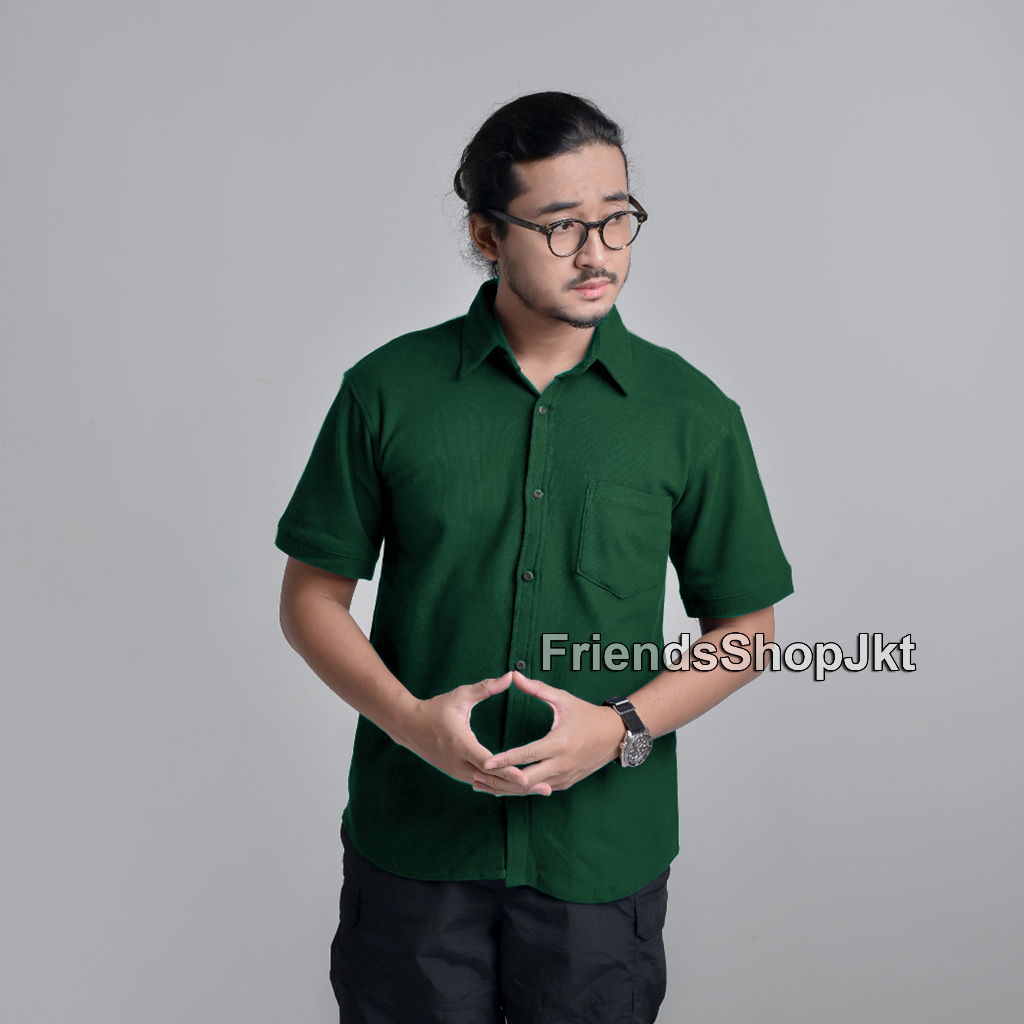 Jual Kemeja Pria Lengan Pendek Polos Slimfit Basic Hijau Pucuk Formal Kuliah Kantor Kerja Remaja ...