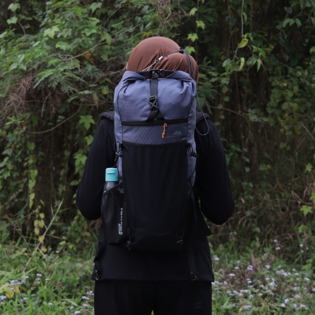 Jual Tas Gunung Backpack Ultralight LEAFHOPPER 22 L Series LightTrack ...