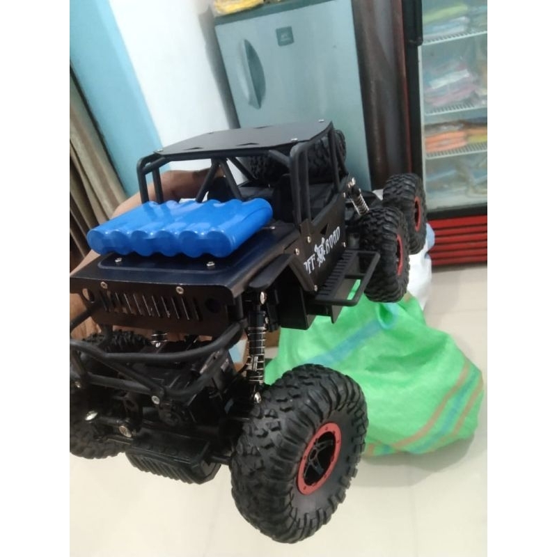 Jual MOBIL mainan Remote Control RC off Road 4WD jumbo | Shopee Indonesia