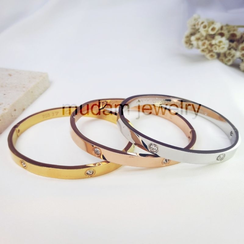 Jual Gelang Titanium Model Dengan Diamond Artifisial Dengan 750 ...