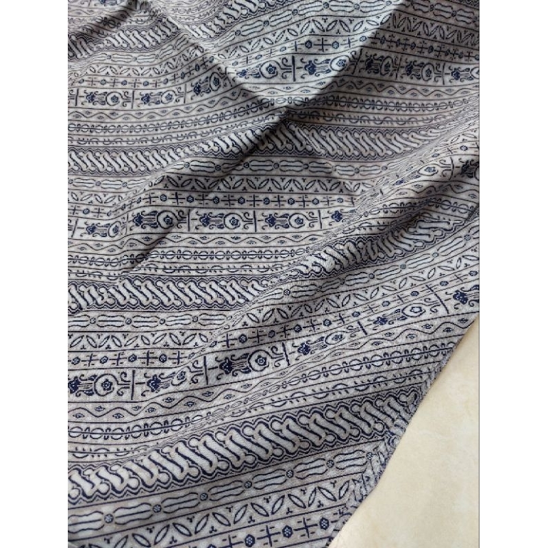 Jual KAIN BATIK WARNA BIRDONG ABU MOTIF UDAN LIRIS | Shopee Indonesia