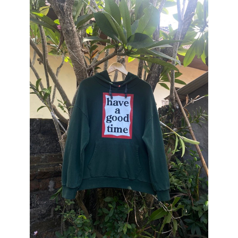 Jual HODDIE HAGT SECOND | Shopee Indonesia