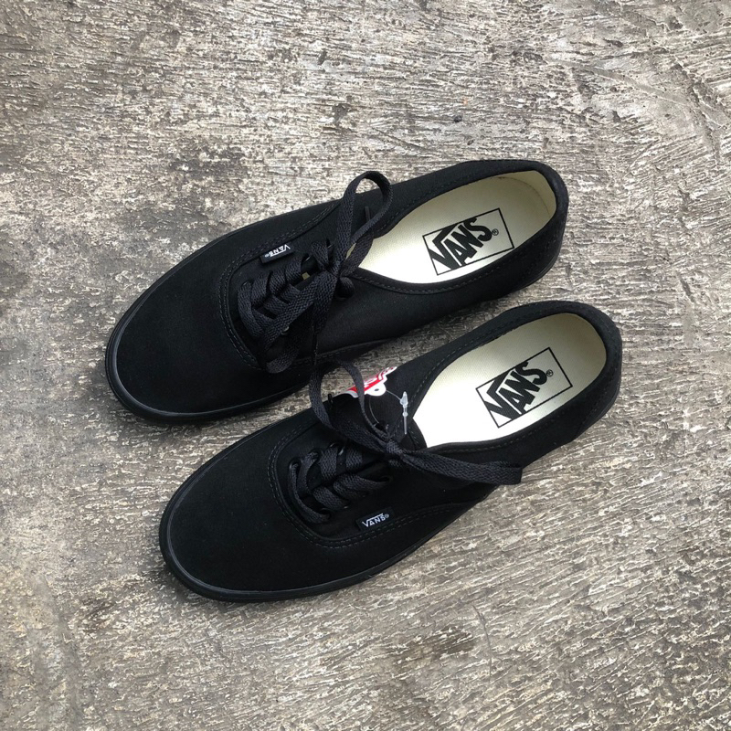 Jual VANS AUTHENTIC FULL BLACK GLOBAL | Shopee Indonesia