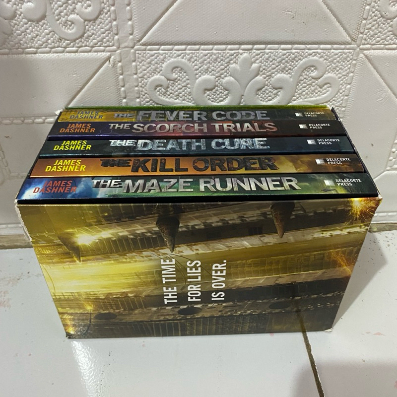 Jual Novel Import The Maze Runner Series Boxset 1-5 by James Dashner ...