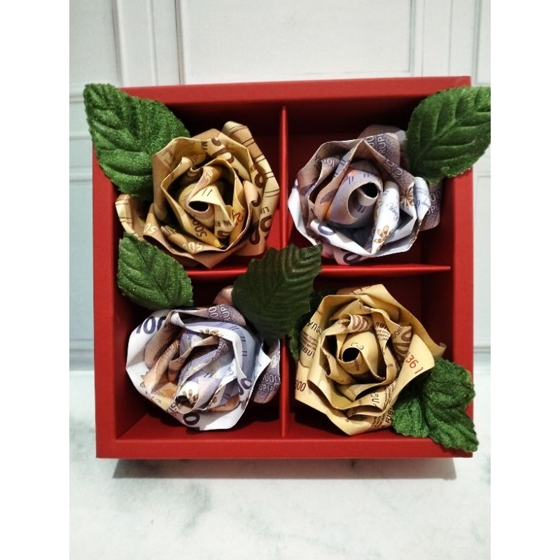 Jual money rose buket bunga mawar uang bisa custom | Shopee Indonesia