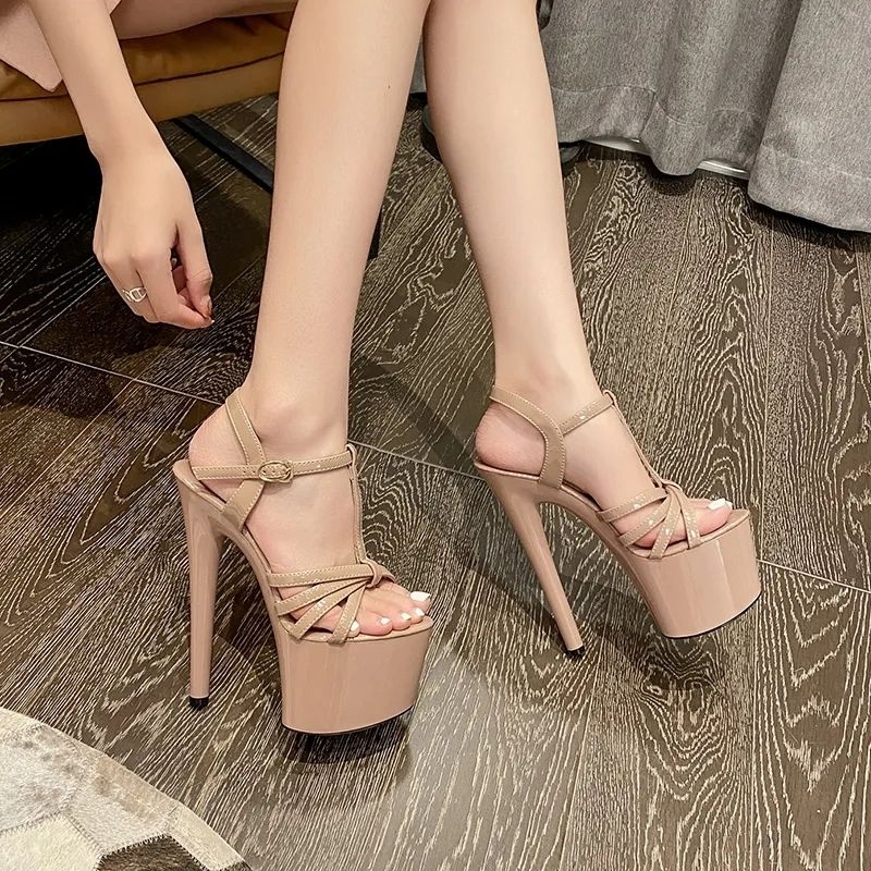 Jual High heels 17cm T-strap pumps heels glossy (kayina) | Shopee Indonesia