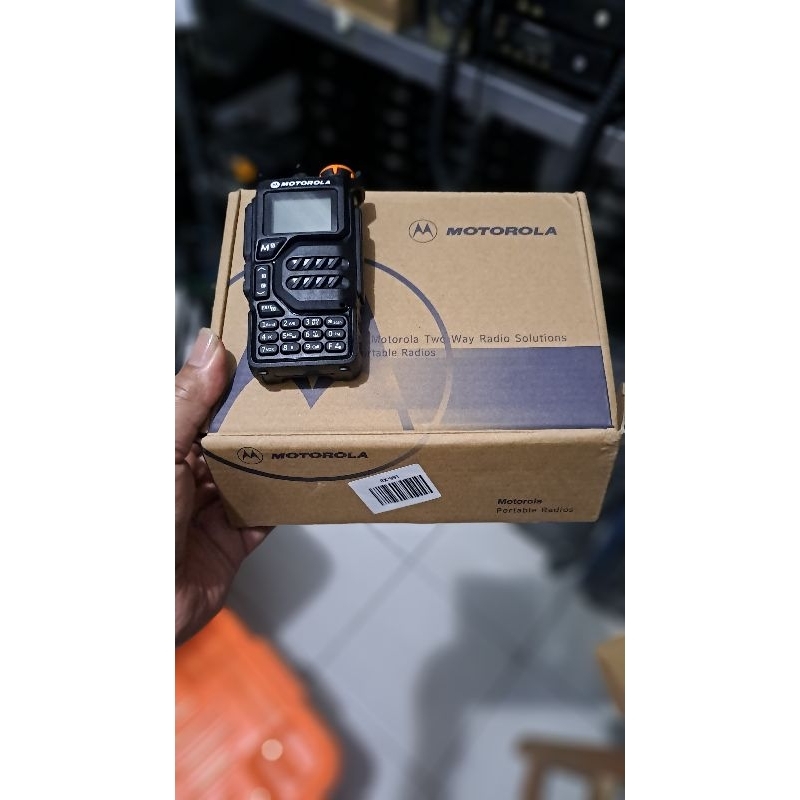 Jual Ht Motorola Hx-X8 Dual Band Power 6 Watt Real Frekuensi Uhf dan ...