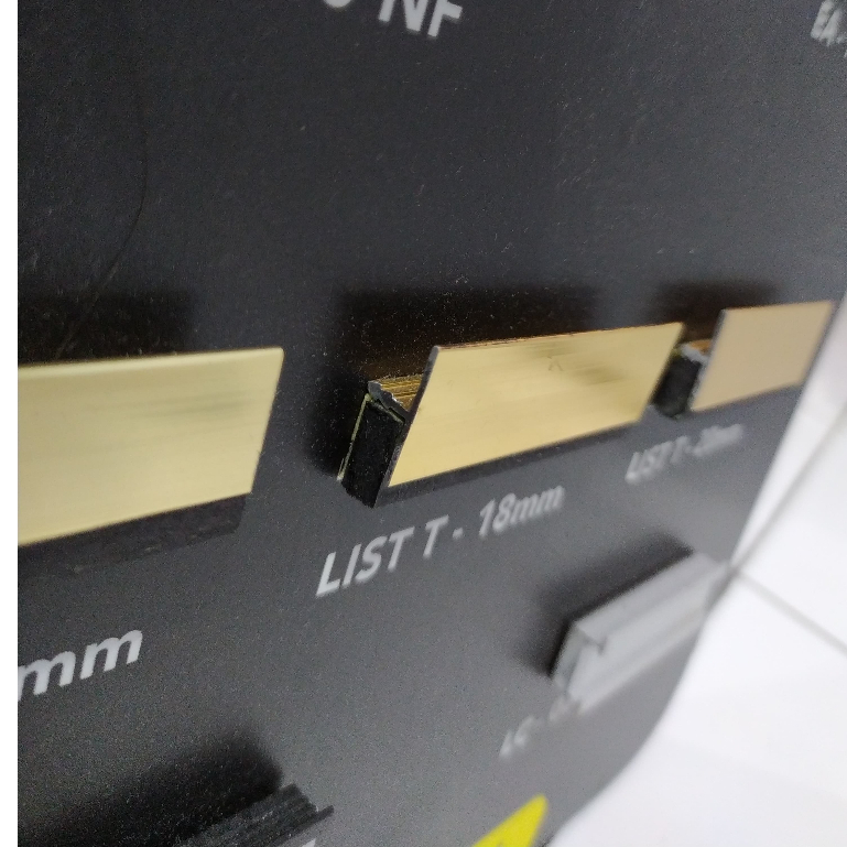 Jual NEW FIT ALUMINIUM PROFILE ALUMINIUM LIST EDGING PLAT LIST T 12MM ...