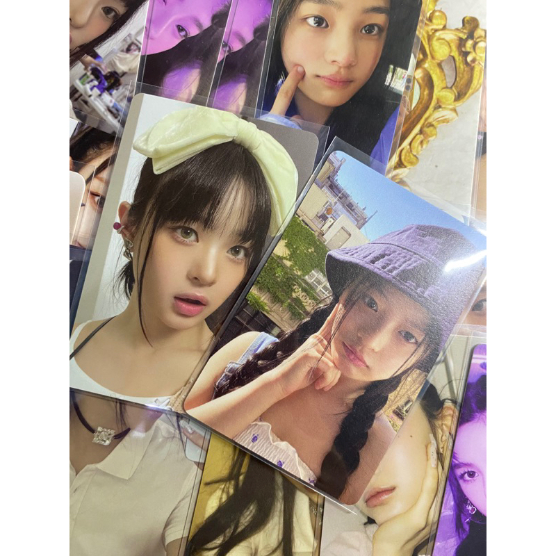 Jual BACA DESK ️photocard official hanni bucket dan pita | Shopee Indonesia