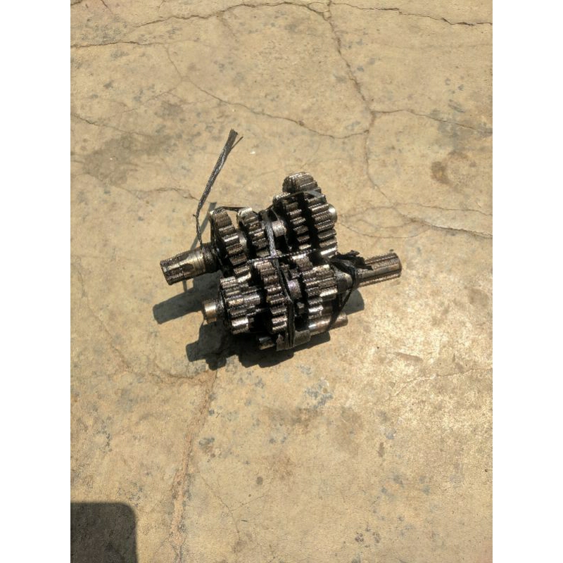 Jual gear gigi ger rasio transmisi set suzuki rc 100 rc 80 original ...