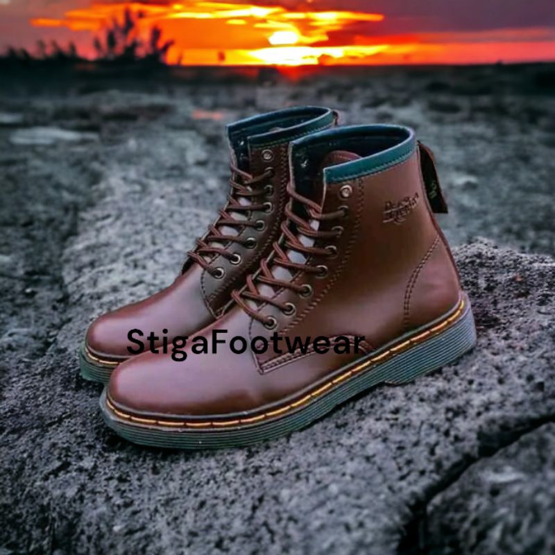 Jual Free Box Sepatu Docmart Pria Sepatu Boots Docmart Tinggi 8 Hole ...