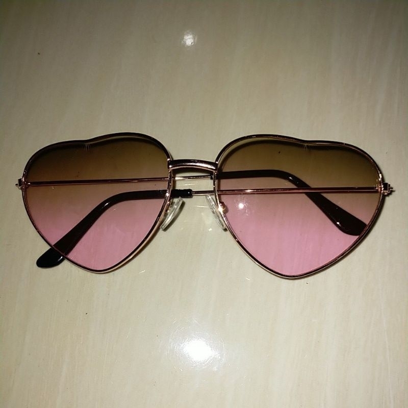 Jual love sunglasses gradation like a Taeyeon umji ryujin yeji itzy ...