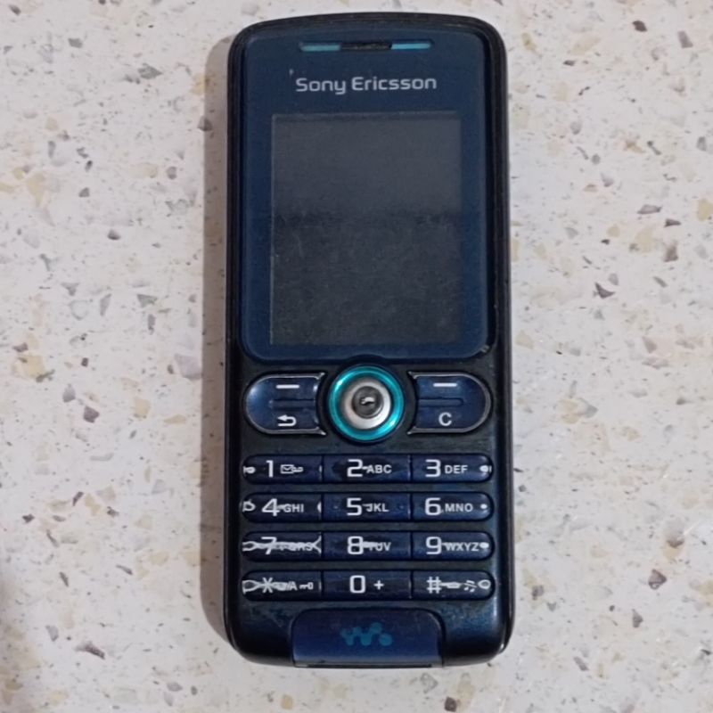 Jual handphone SONY ERICSSON w200i mesin normal LCD garis | Shopee ...