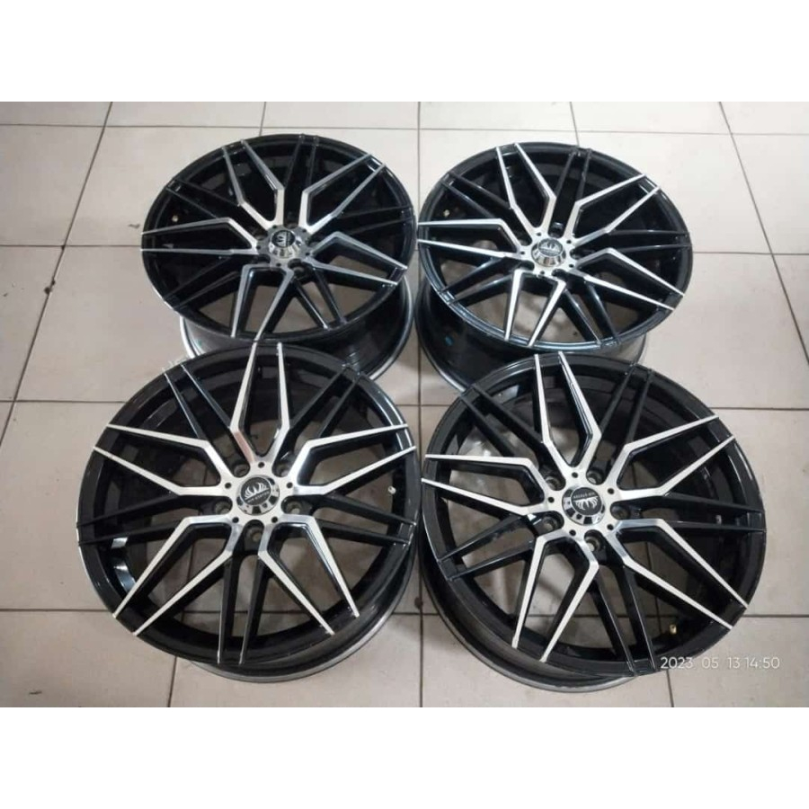 Jual Pelek Mobil Bekas Racing VIP STATUS R18 Lebar 8,5 Hole 5X114 Cocok ...