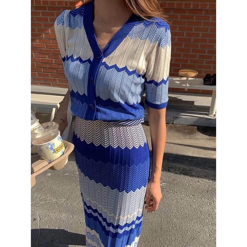 Jual 𝐑𝐄𝐀𝐃𝐘 𝐒𝐓𝐎𝐂𝐊 𝐒𝐀𝐅 - LISA blue knitted set top + skirt woman premium ...