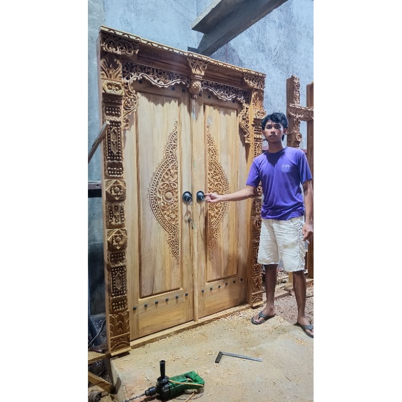 Jual Pintu Gebyok Minimalis / Pintu Gebyok Ukir / Kusen Pintu Ukir ...