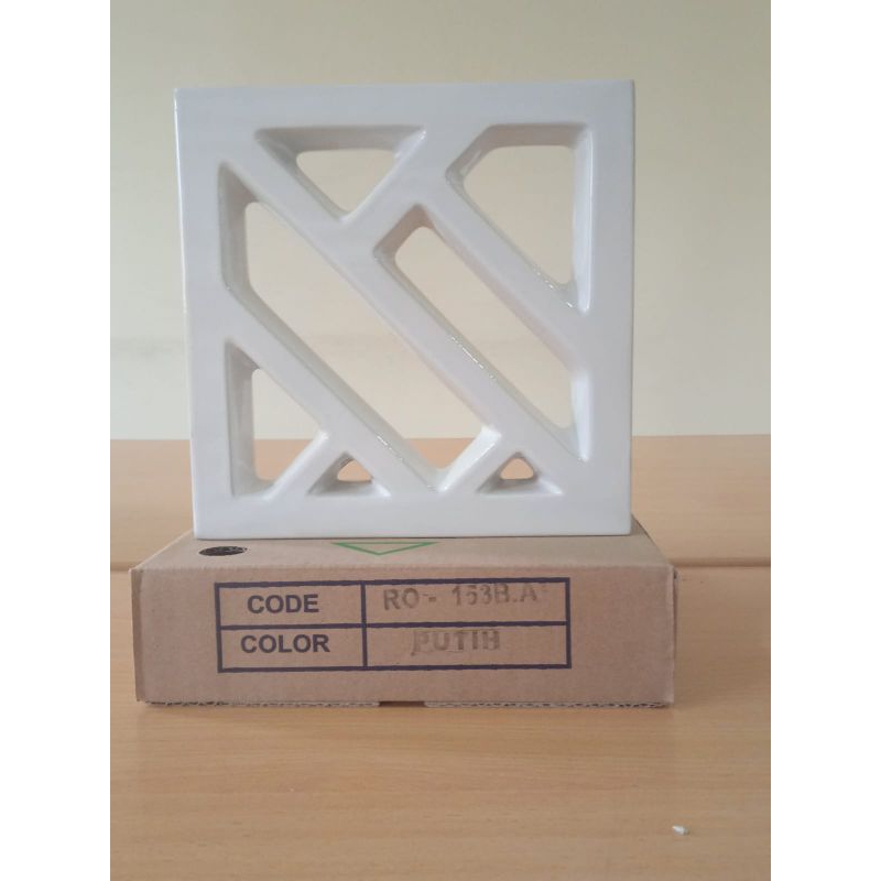 Jual Roster Lubang Angin Eco Keramik 153B | Shopee Indonesia
