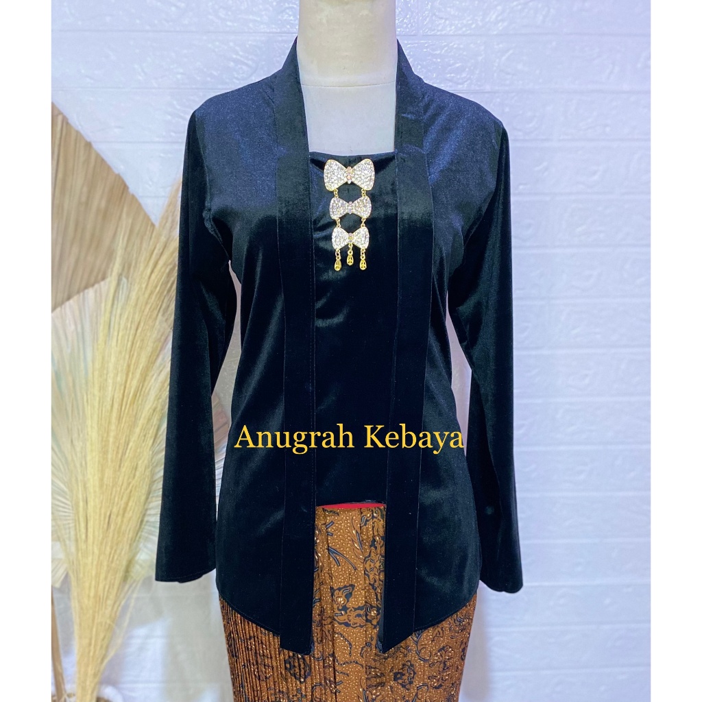 Jual KEBAYA KUTUBARU BLUDRU POLOS TERMURAH | Shopee Indonesia