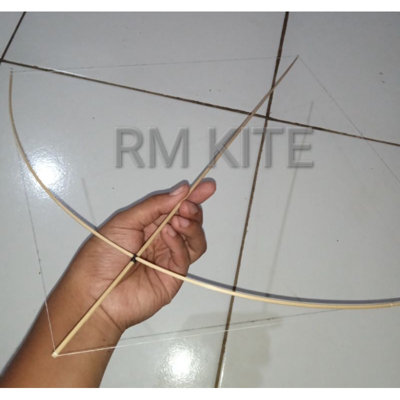 Jual Rangka Layangan Sukhoi Standard Bambu Apus (1 Pcs) | Shopee Indonesia