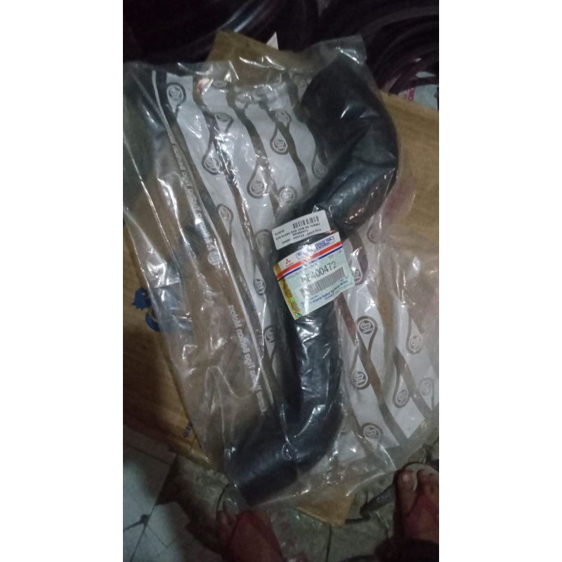 Jual slang radiator canter bawah ps125/110 Orsinil asli Mitsubishi ktb ...