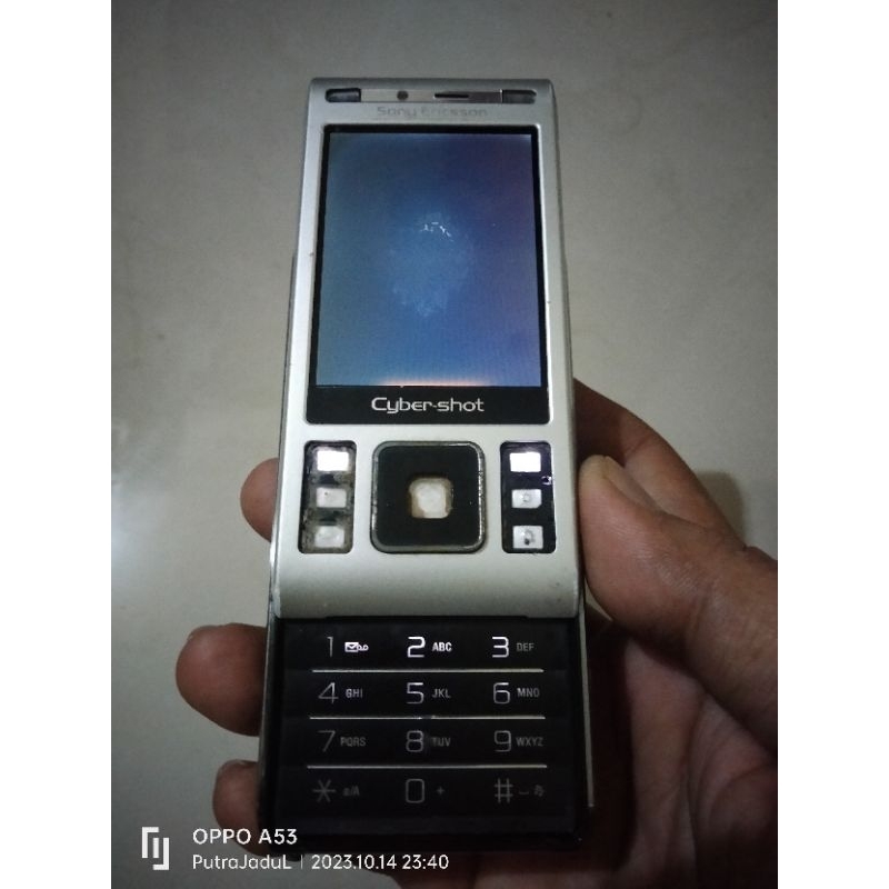 Jual Sony Ericsson C905 i Bahan Nyala Normal Original Mulus Jadul Langka Unik Imut Speaker Bass ...