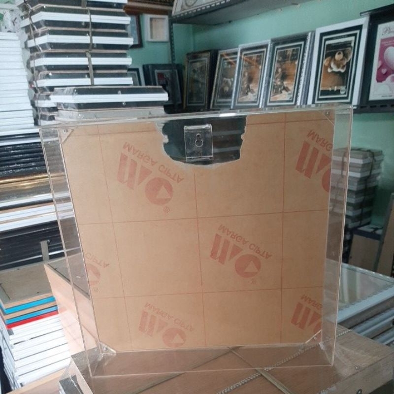 Jual Pigura Mahar / Bingkai 3D / Box Akrilik | Uk.30x30x5cm | Shopee ...