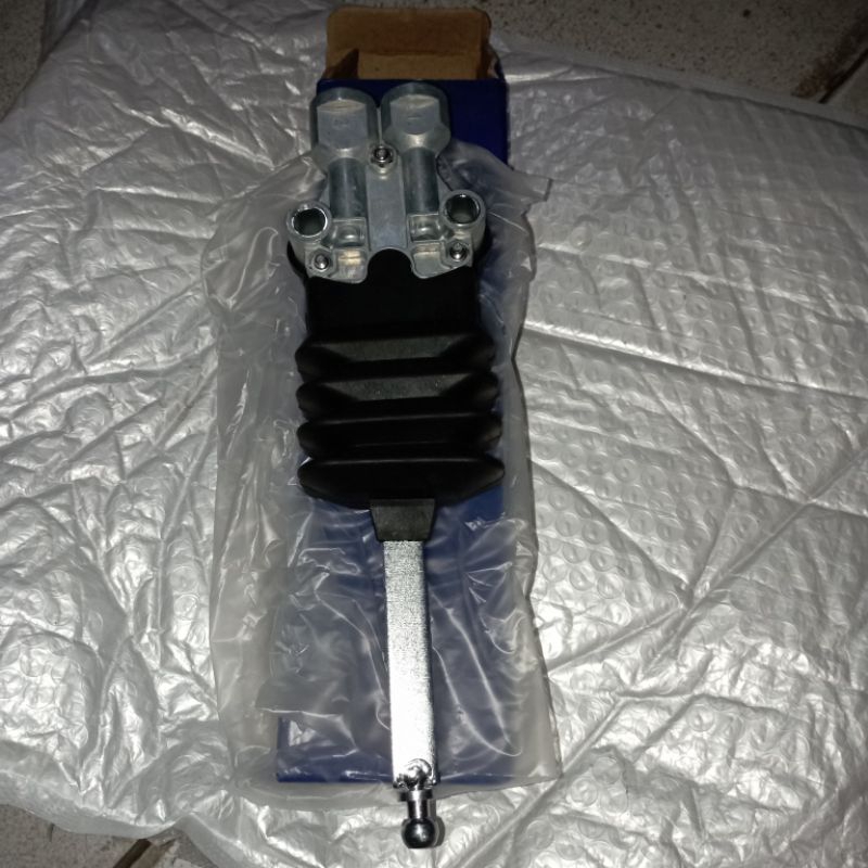 Jual levelling valve Mercy actros PN 4640070110 | Shopee Indonesia