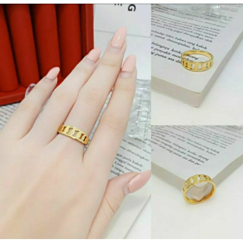 Jual CINCIN TITANIUM CANTIK DAN SIMPLE GOLD FASHION RING GELANG-GELANG ...