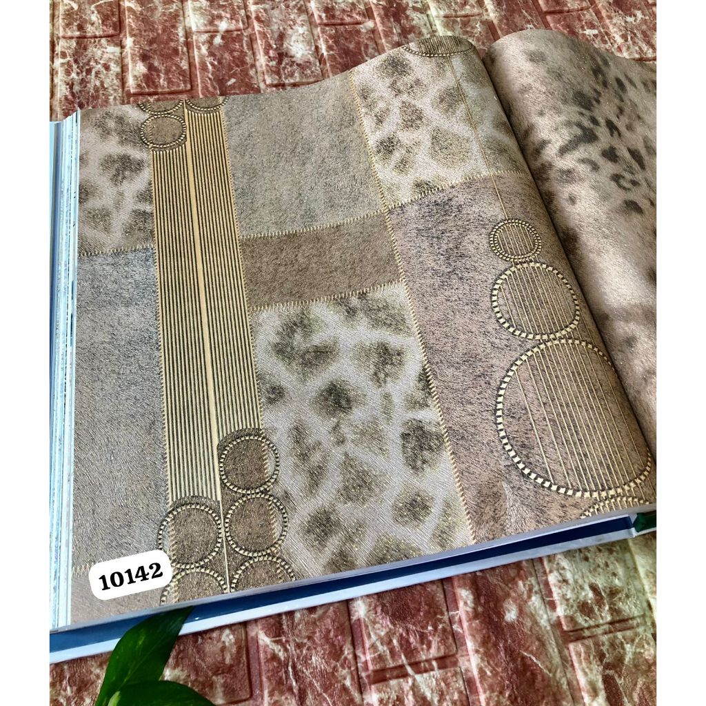 Jual WALLPAPER DINDING MOTIF KOTAK KULIT MACAN MODERN ARTISTIK COKLAT ...