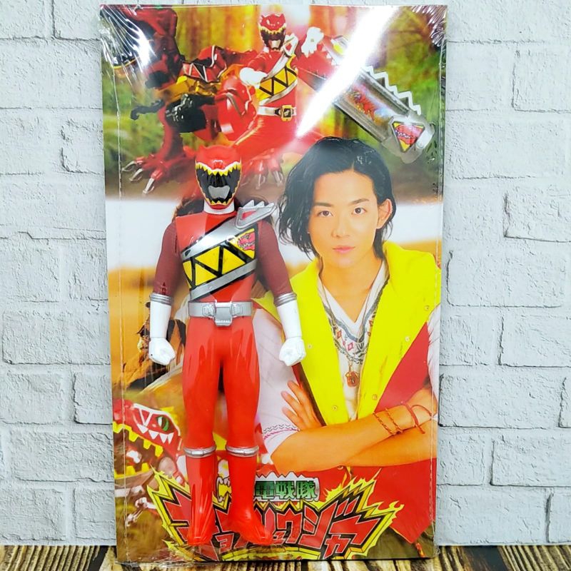Jual Shs Action figure Kyoryuger Red power ranger Dino Charger Bandai ...