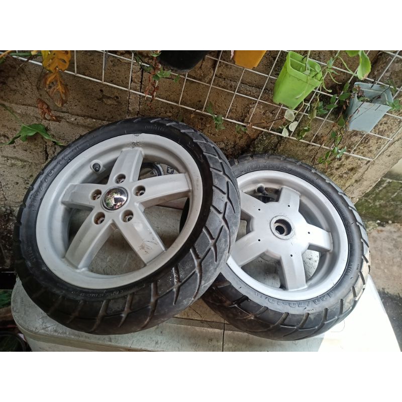 Jual Velg lx s vespa matic modern pelek racing palang original ori ...