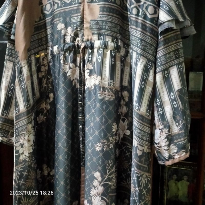 Jual Klamby dress XL, preloved, full tulisan dan logo KLAMBY | Shopee ...