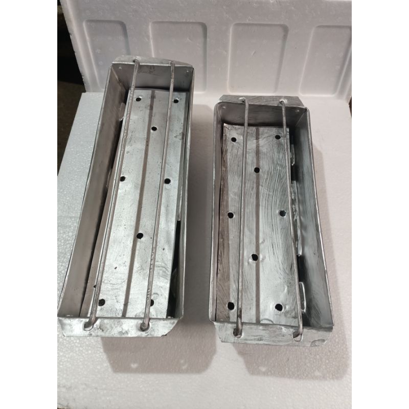 Jual Bakaran Sate Arang Bahan Seng Model 2 lidi | Shopee Indonesia